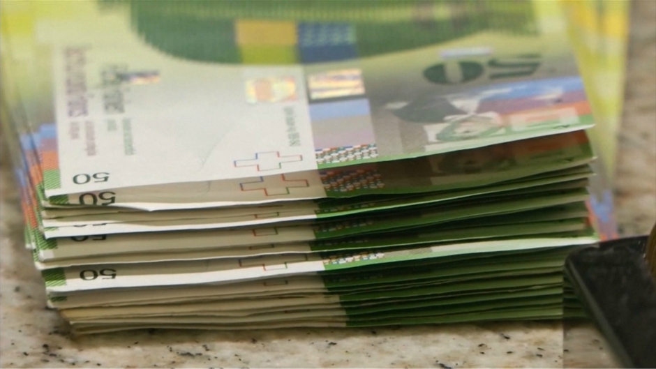 Tečajna lista HNB-a: Franak pao, euro porastao