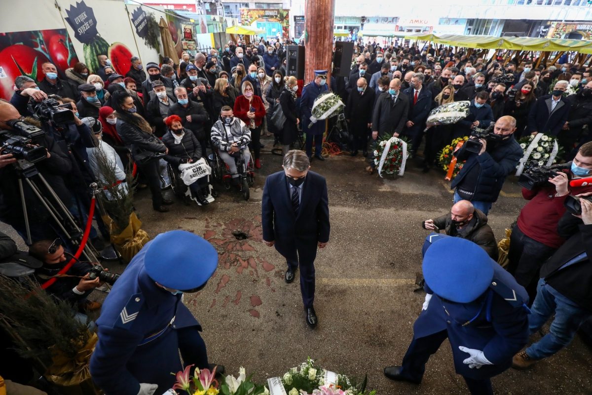 Sarajevo marks 27th anniversary of the first Markale Massacre - N1