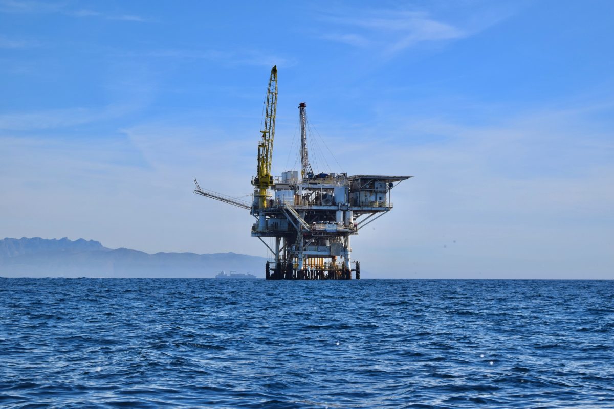 Report: Material fatigue blamed for sinking of gas platform in northern ...