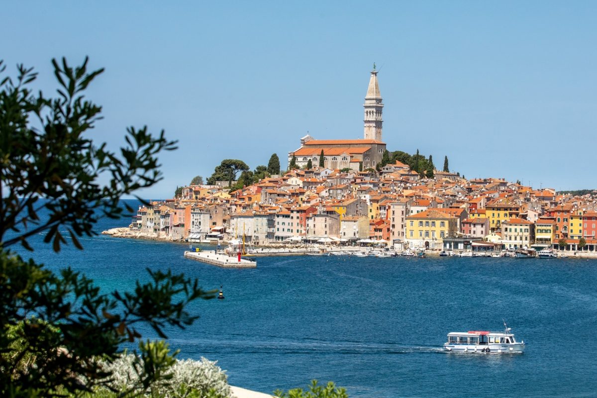 Jadranska obala više nije na crvenoj listi Slovenije - N1