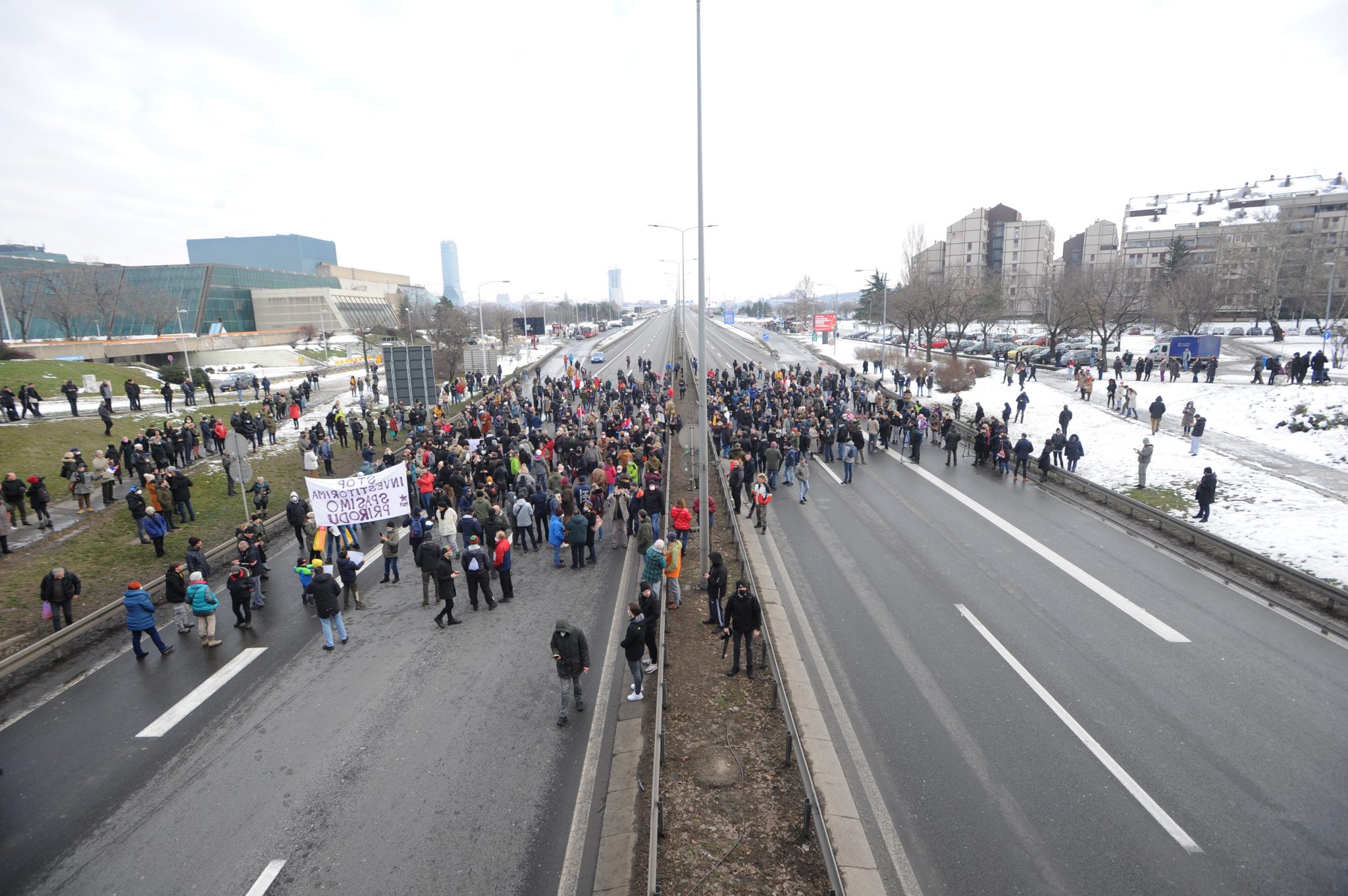 Završena blokada kod Sava Centra u Beogradu, autocesta prohodna u oba smjera - N1