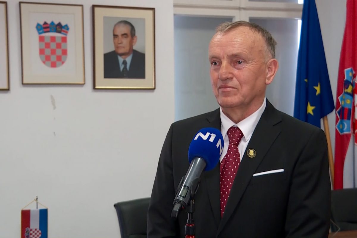 General Krešić: Nećemo se baviti dnevnom politikom, to nije razina ...