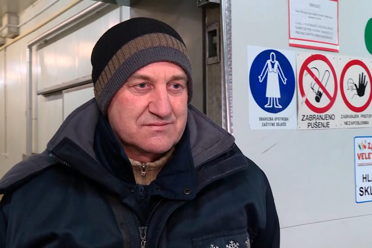 Vani skoro +40, a on radi na -18: "Nema privikavanja, ili se radi ili ...