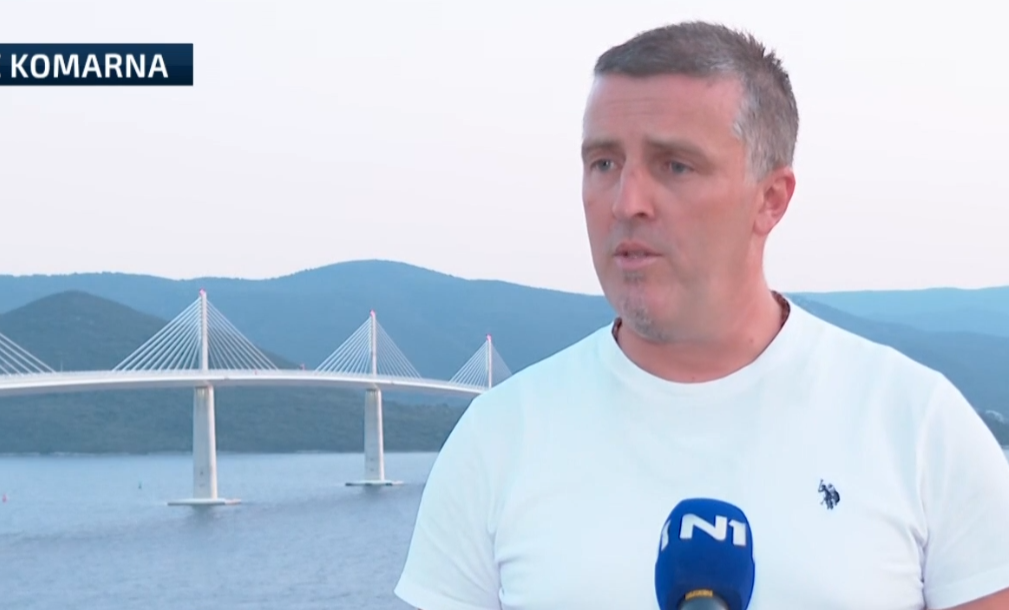 Inženjer objasnio kako su došli na ideju da postave krunicu na pilon ...