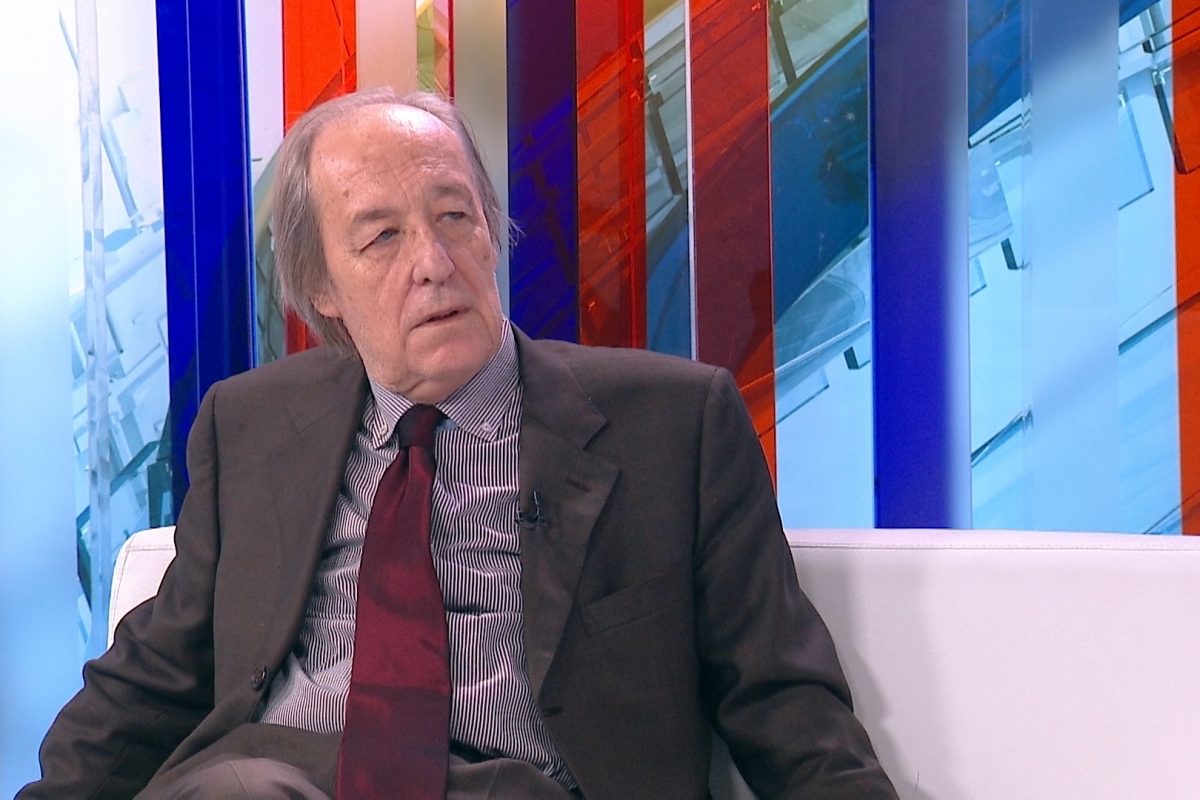 Radin: U društvu se događaju stvari koje politika ne uspijeva ...