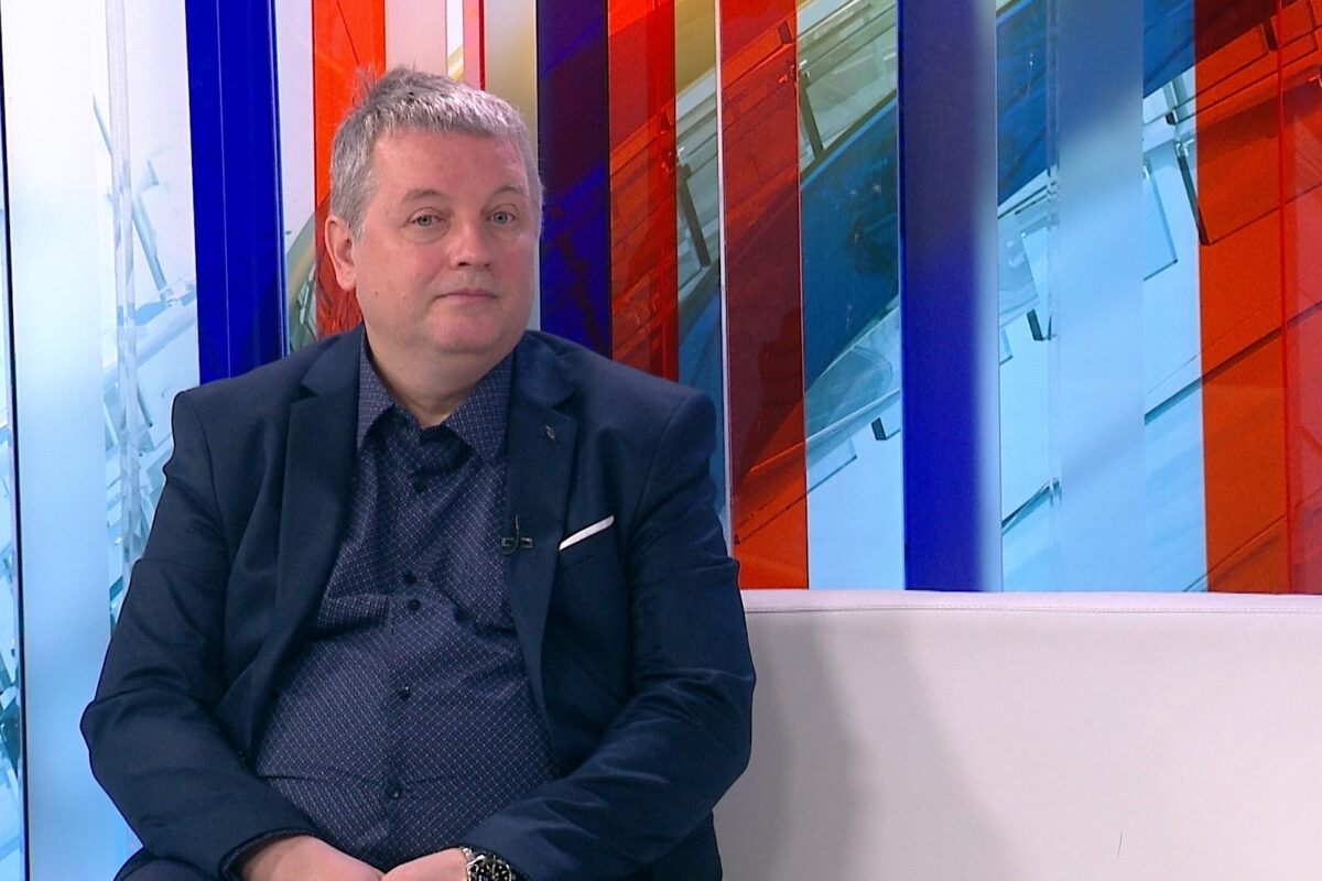 “Ispada da je Milanoviću lakše poslati naše vojnike van nego primiti ...