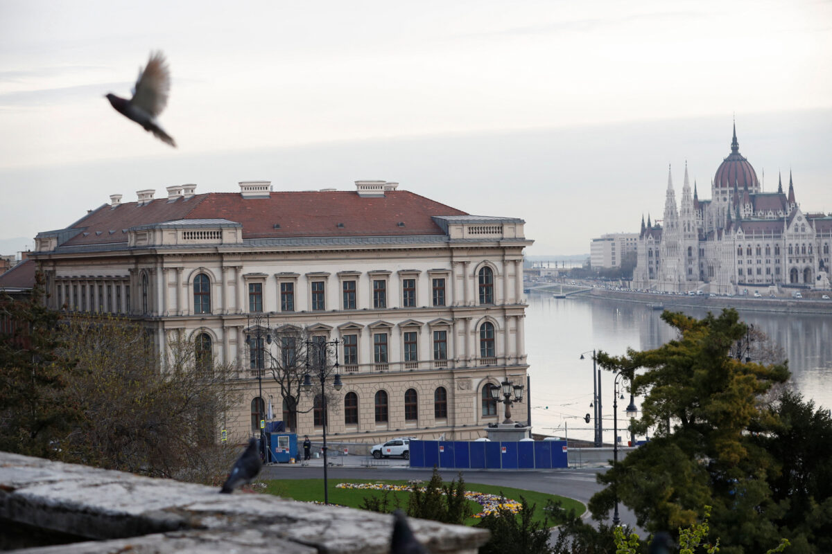 Mađarska nakon sankcija izlazi iz Međunarodne investicijske banke - N1