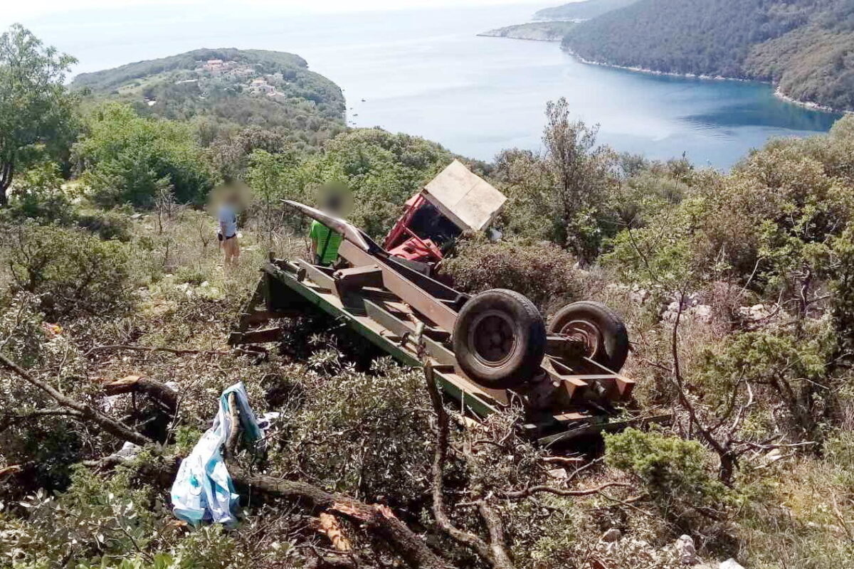 Zašto se prevrnuo traktor s maturantima? Evo što kaže vatrogasni ...
