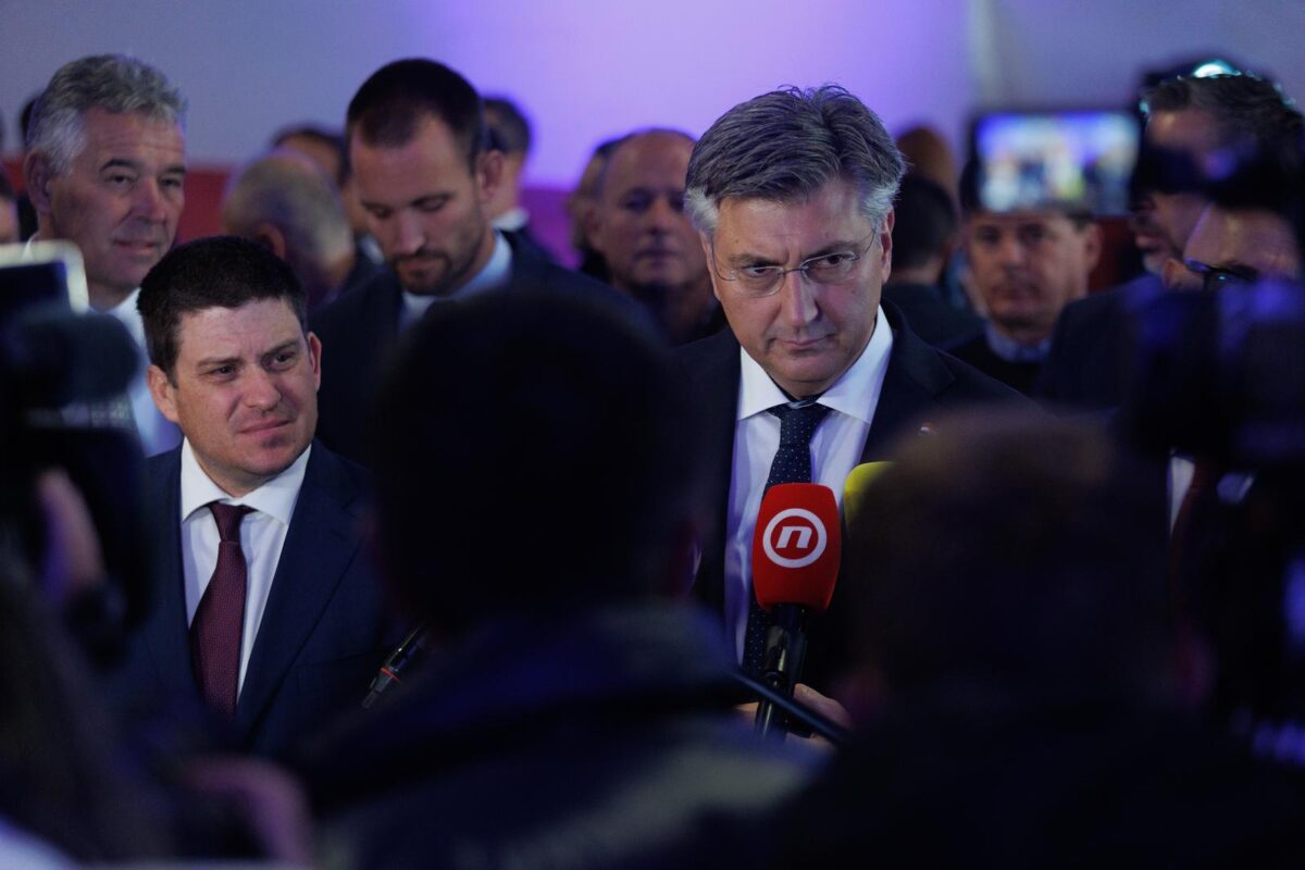 It's key for security services to monitor situation, says Plenkovic - N1