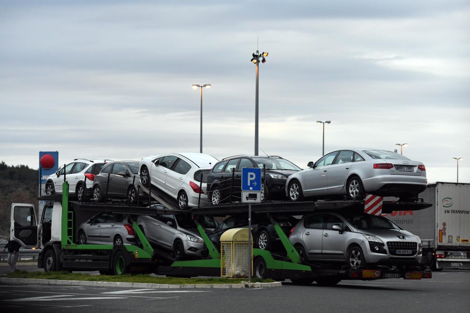 Planirate kupovinu polovnog automobila? Evo koliko prosječnih plaća ...