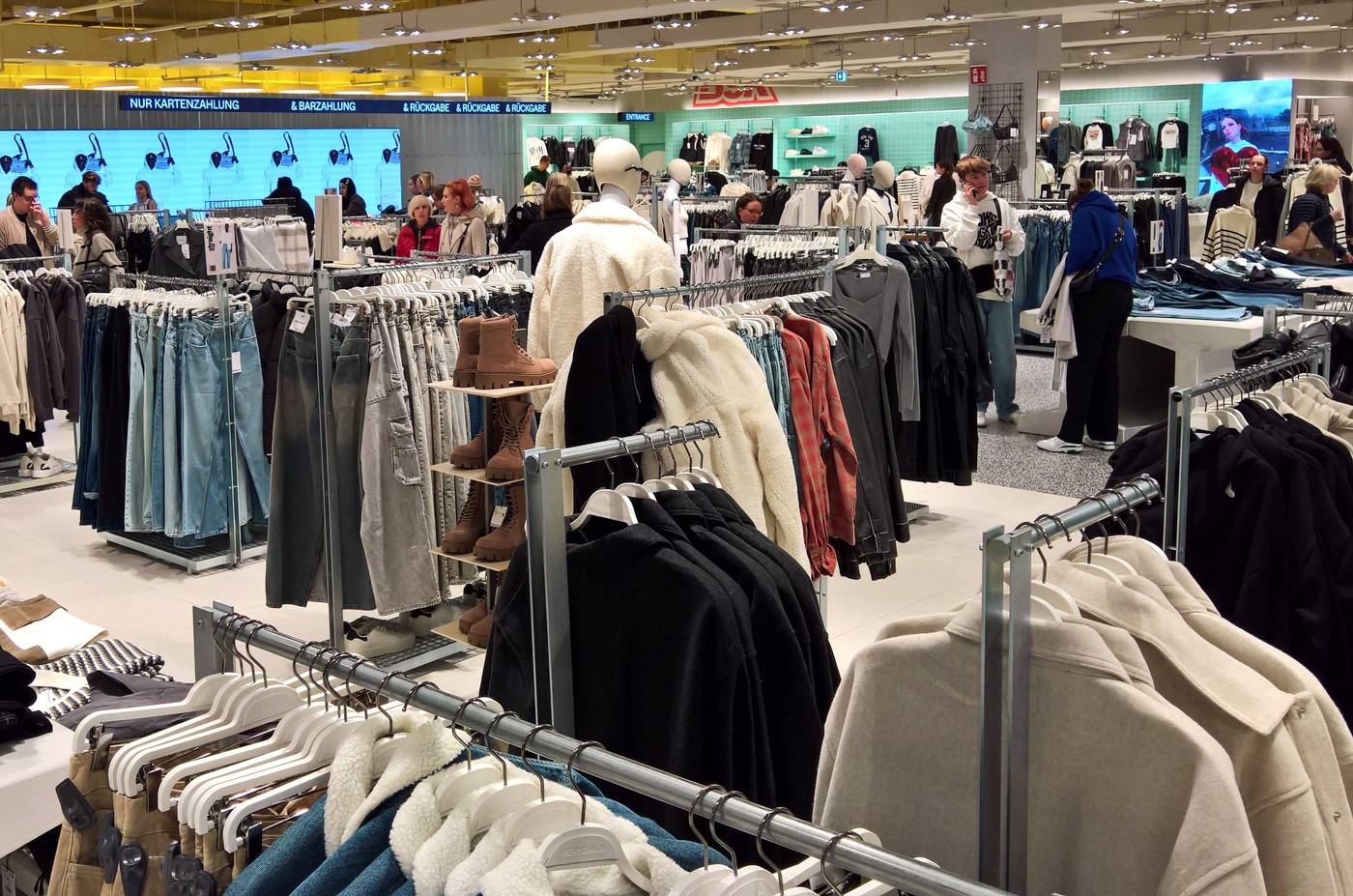 Poznata modna trgovina koja posluje i u Hrvatskoj otvara najveću ...