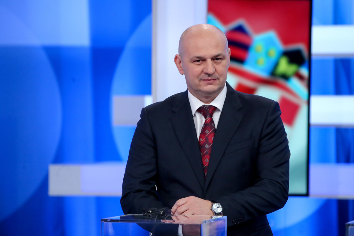 Kolakušić: Molim sve sa zrnom soli u glavi da glasaju za nas - N1