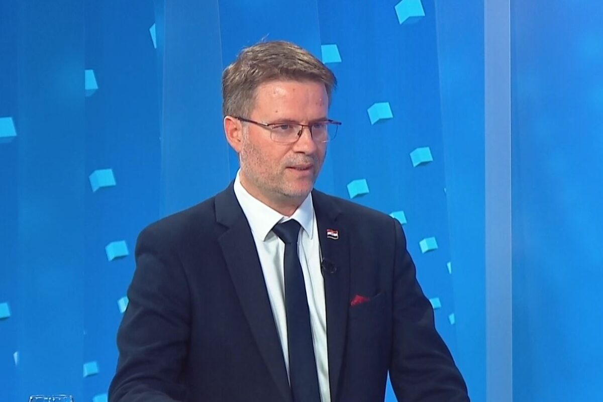 Savjetnik premijera: ” U hrvatskoj povijesti još nije zabilježeno da umirovljenici dobivaju tako ...