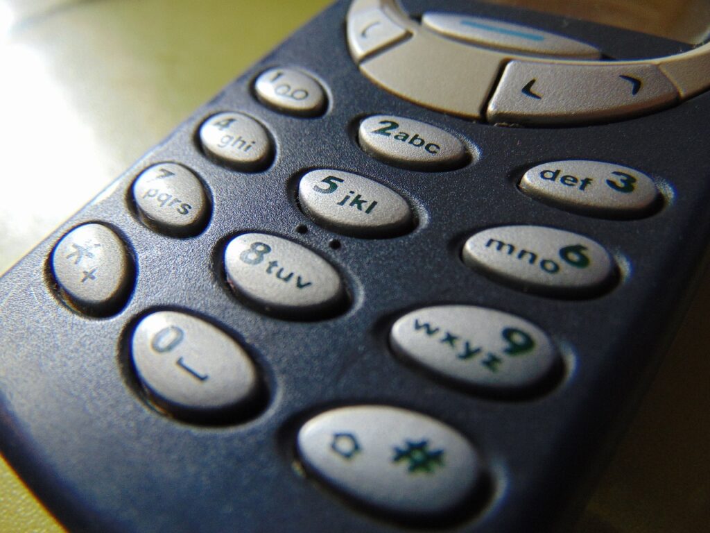 Kako saznati broj mobitela po imenu prezimenu
