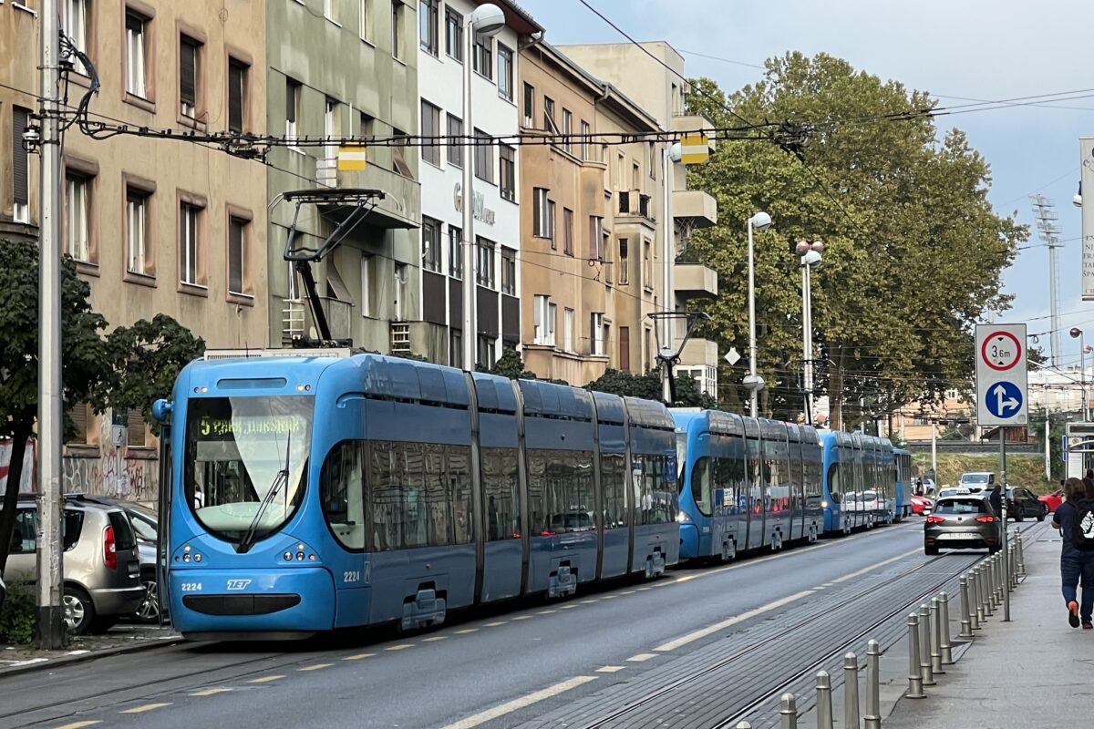 FOTO / Pao napon, tramvaji jutros stajali na Savskoj, Vodnikovoj... - N1