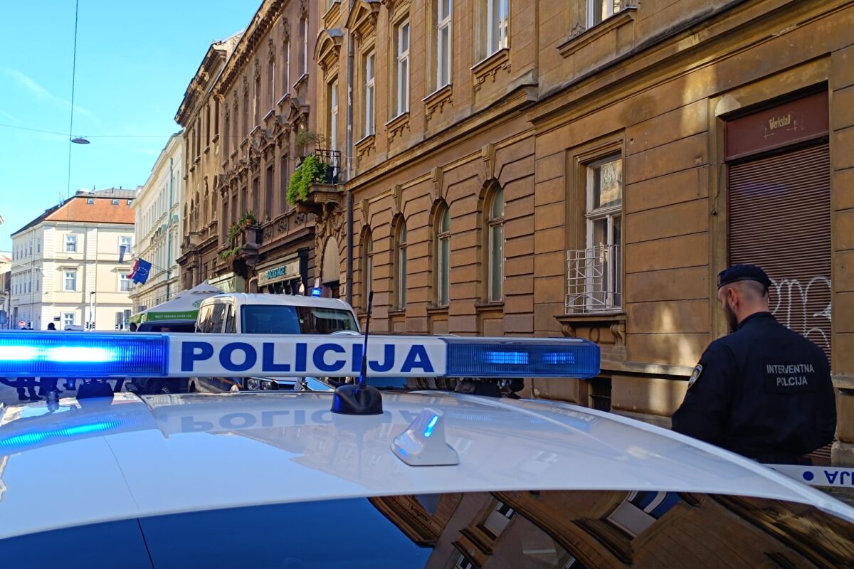 Policija objavila detalje incidenta: Policajac teško ozlijeđen