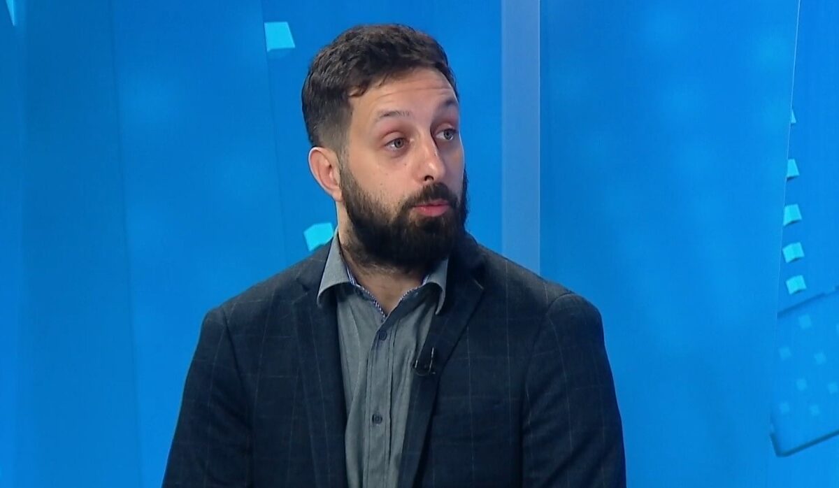 Politolog: Ispred zastupnika je zadatak kojem nisu dorasli