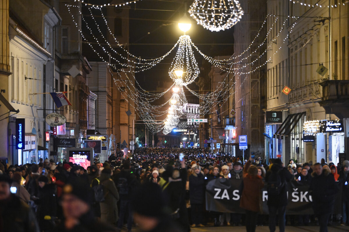 VIDEO / Počinje veliki mimohod u Zagrebu