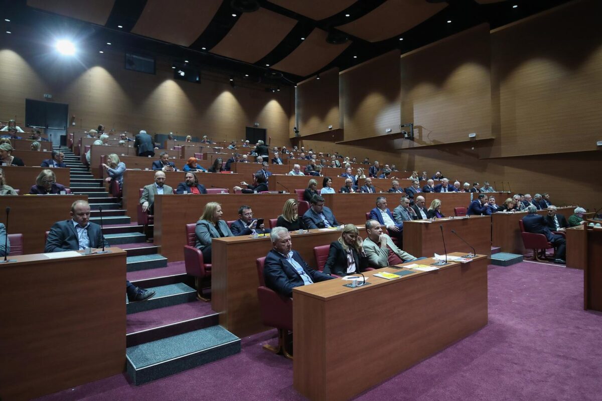 Hrvatski sabor u 2024.: Turudićev izbor, lex AP i dvostruko veće plaće