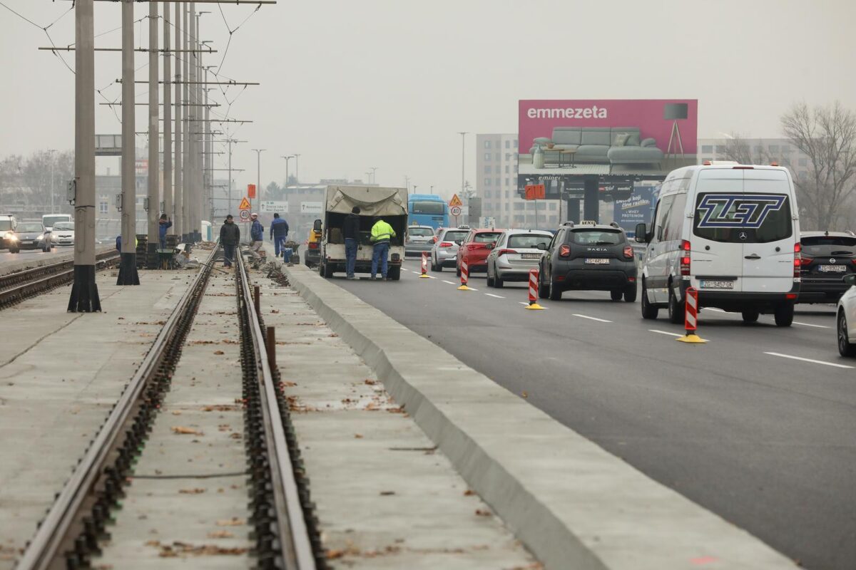 Ponovno voze tramvaji preko Jadranskog mosta